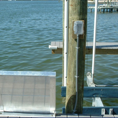 Boat Lift Boarding Platform | Hurricane Boats Lifts South